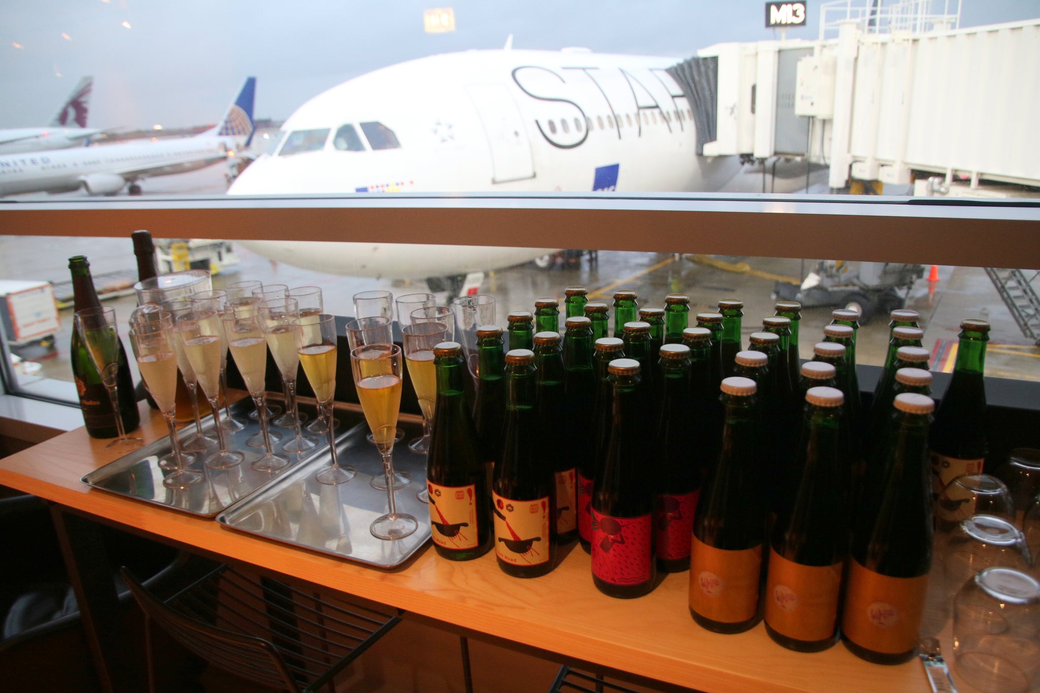 Inside the Newly Revamped SAS Lounge at Chicago O'Hare (ORD) - The ...