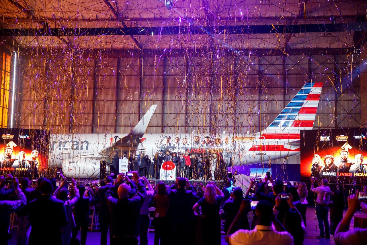 American Unveils Stand Up To Cancer, Marvel Avengers Livery - The ...