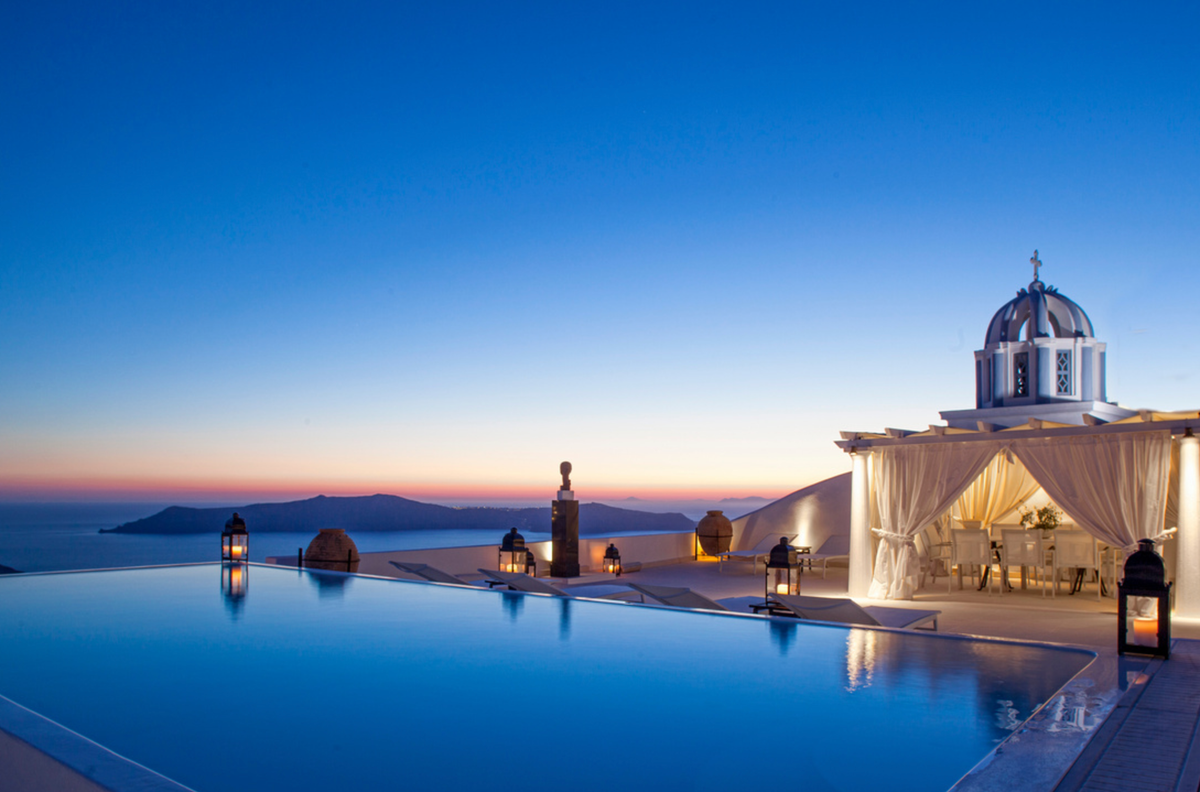 12 of the Most Beautiful Infinity Pools From Around the World - The ...