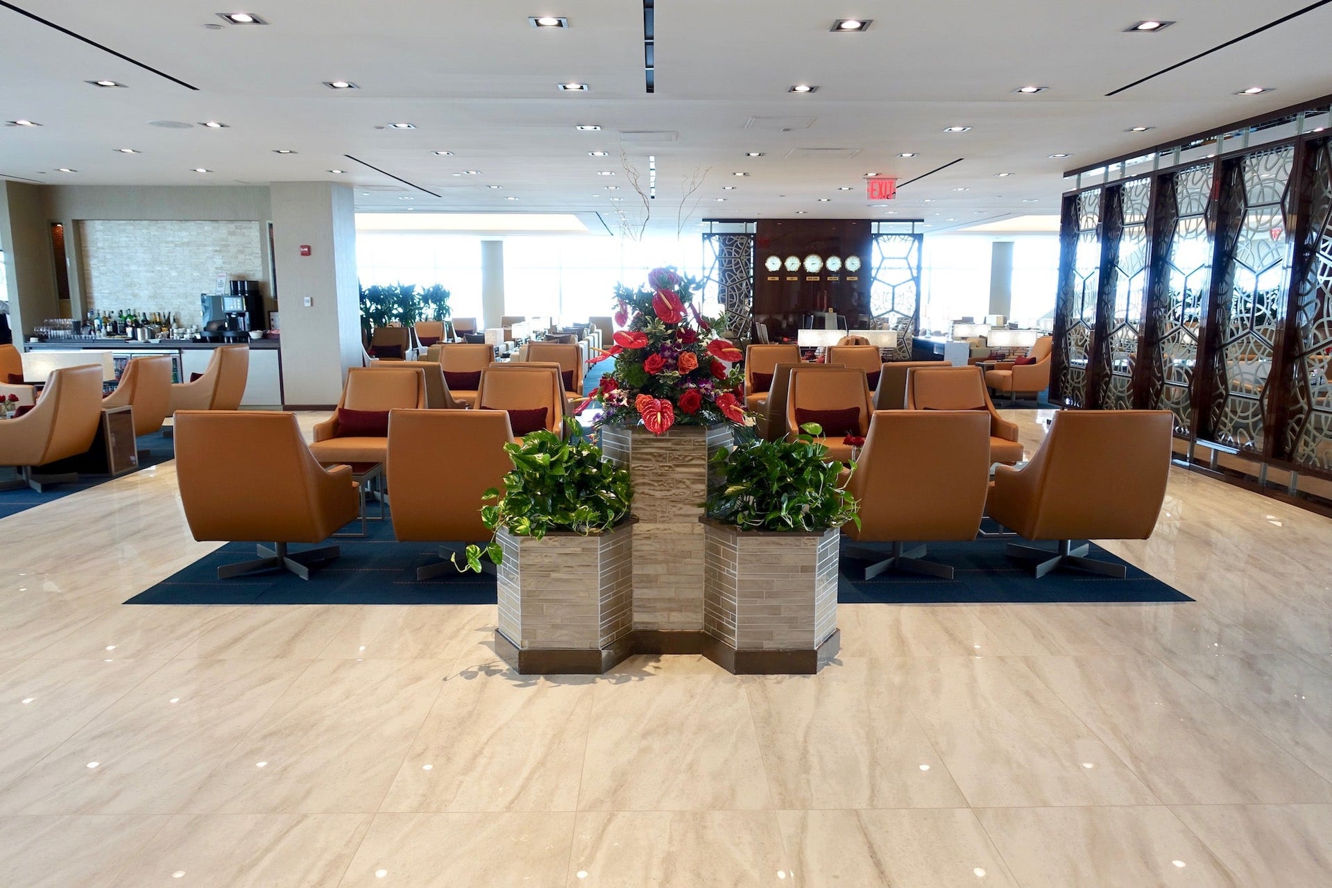 First Look: Emirates' New Lounge at New York-JFK - The Points Guy