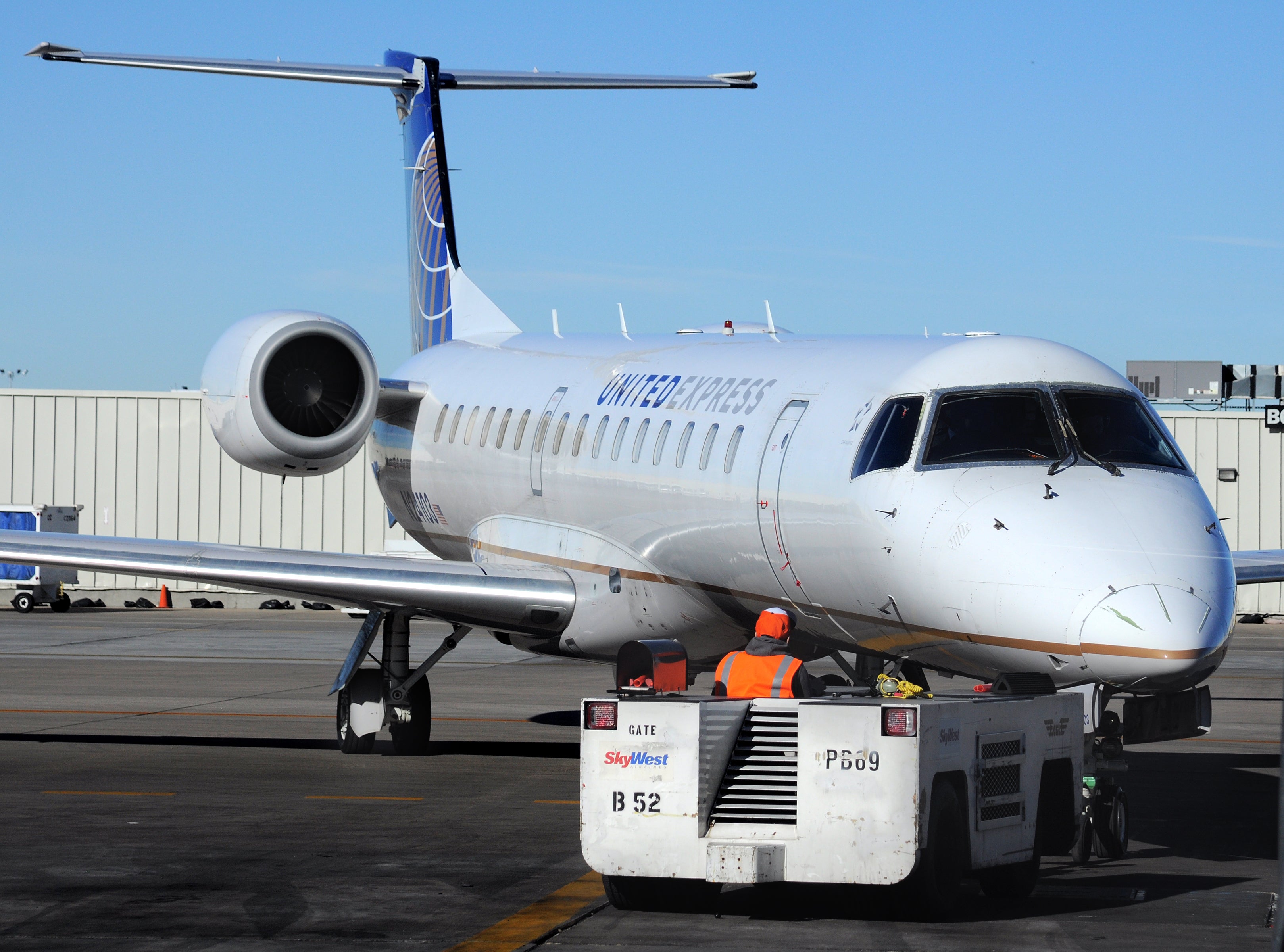 United will dump ExpressJet, which could face closure as a result - The ...
