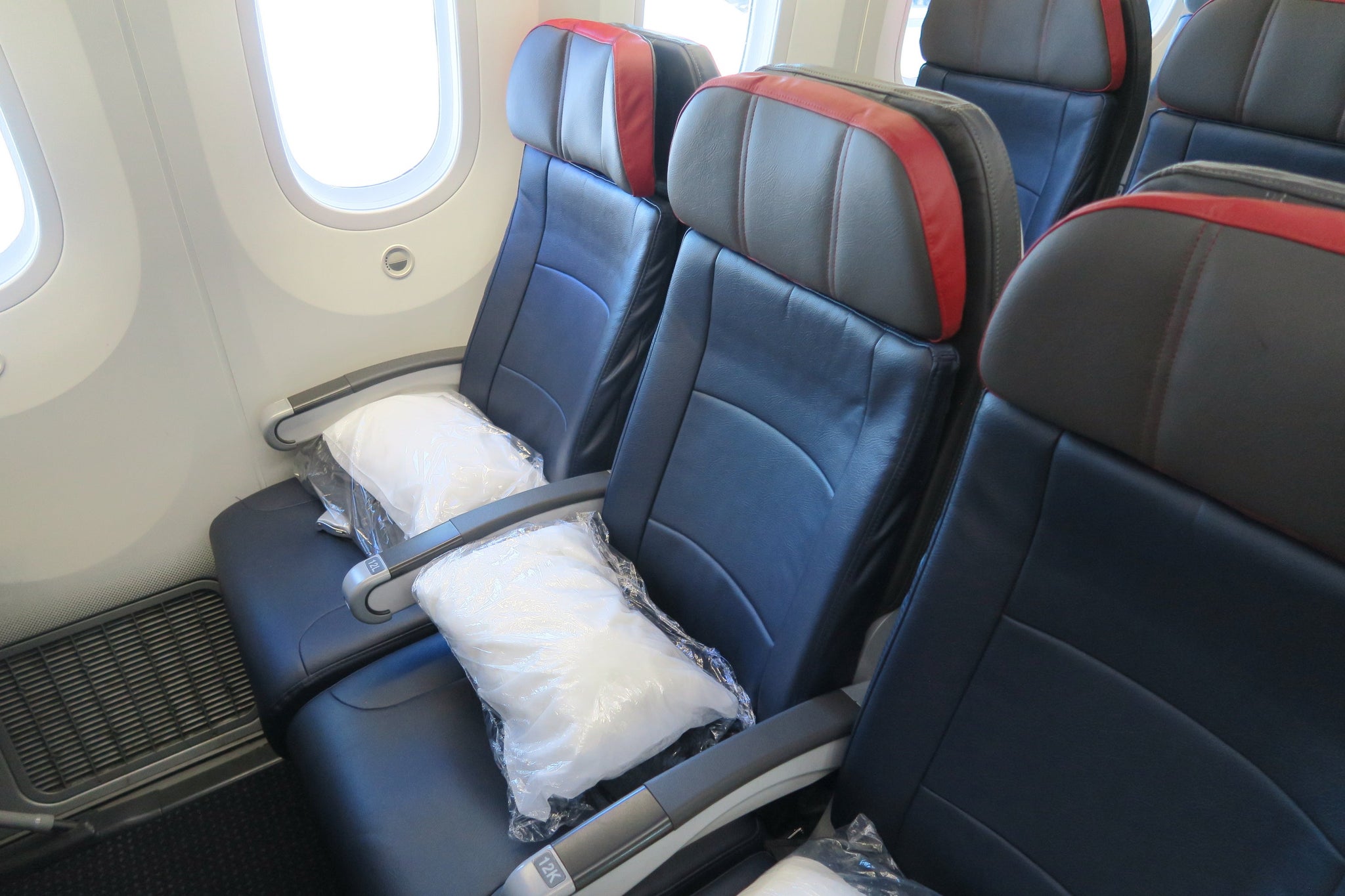 Review: AA 787-8 Main Cabin Extra From ORD to PEK - The Points Guy