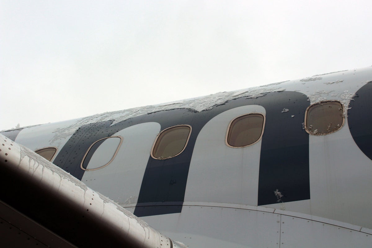 How aircraft de-icing works - The Points Guy