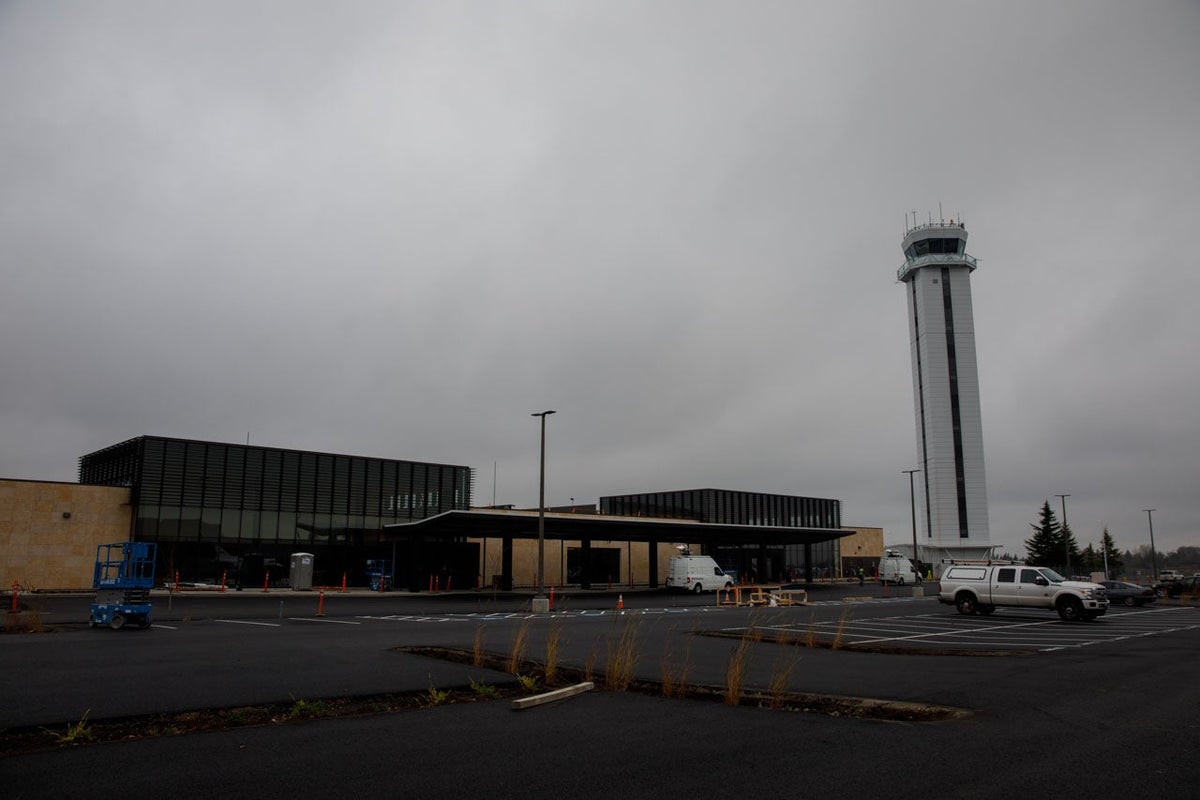 Inside Paine Field's New Passenger Terminal North of Seattle - The ...