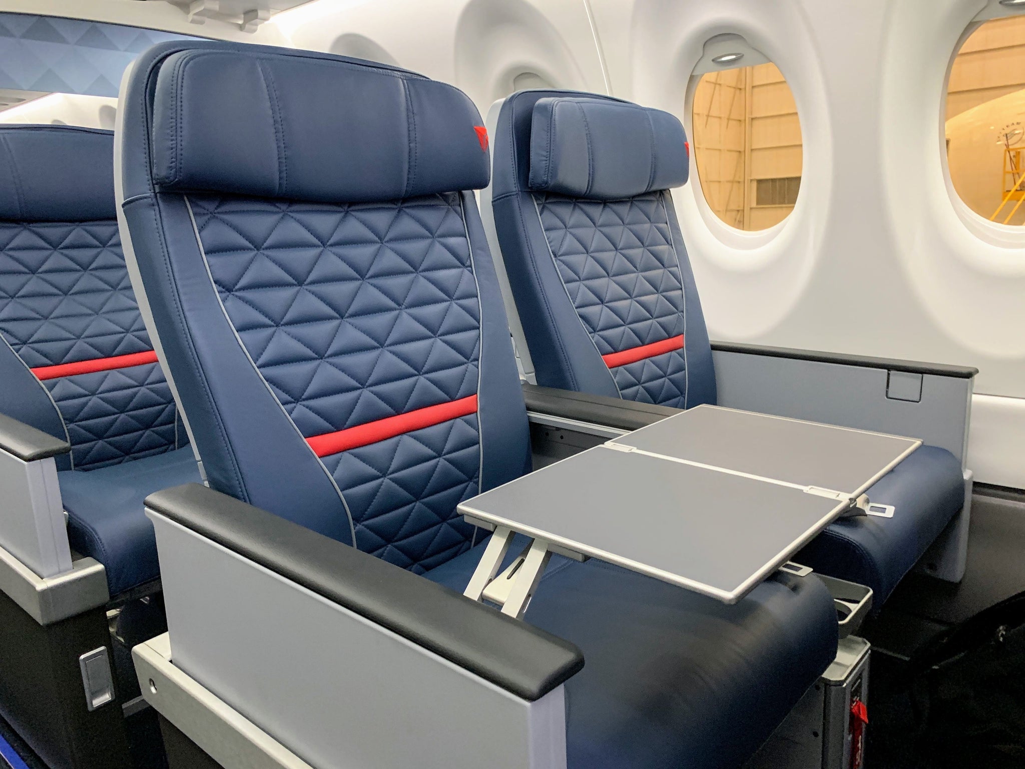 I Toured Delta's Brand New Airbus A220 — Here's What to Expect - The ...