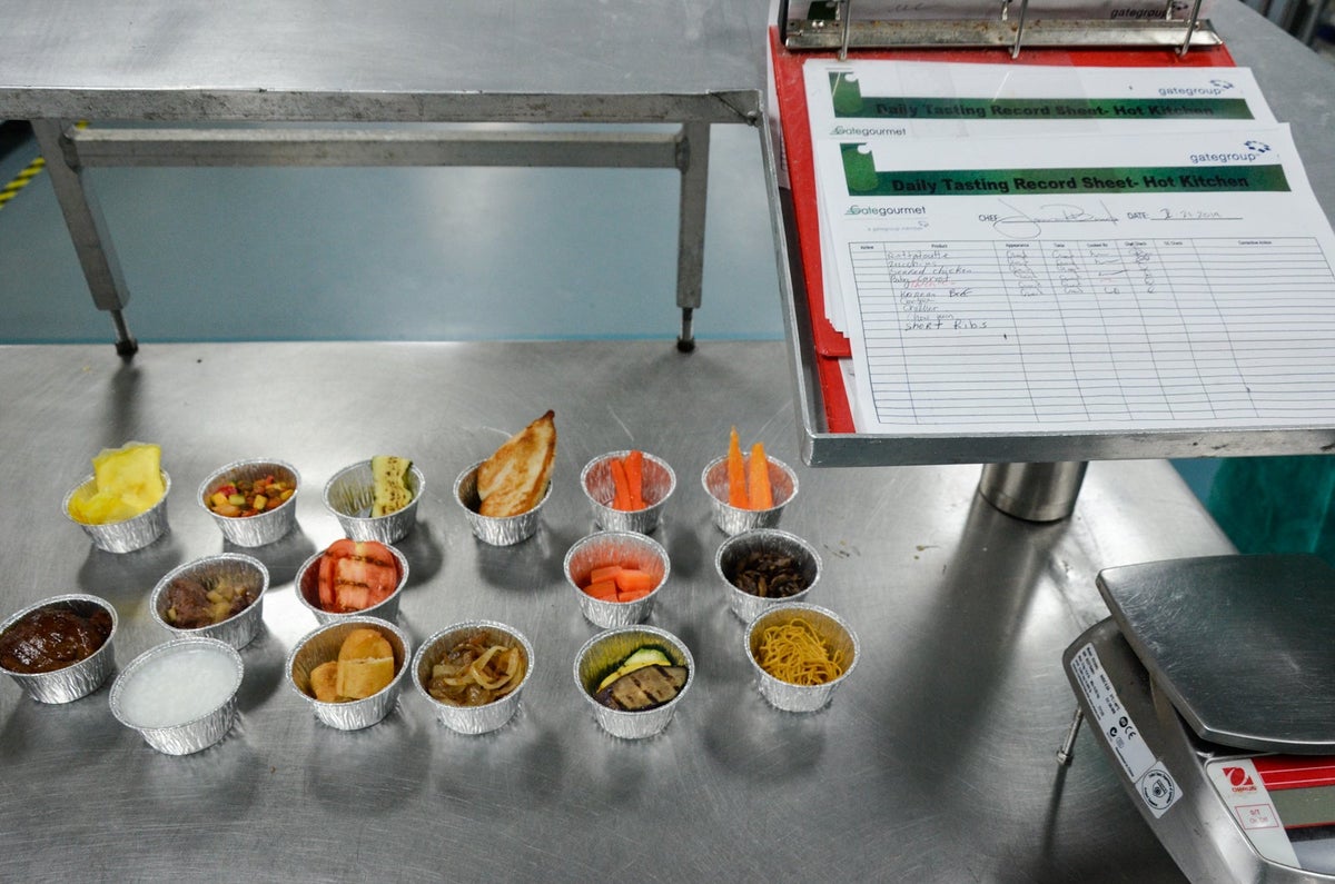 Gate Gourmet: How Airline Food Is Prepared - The Points Guy