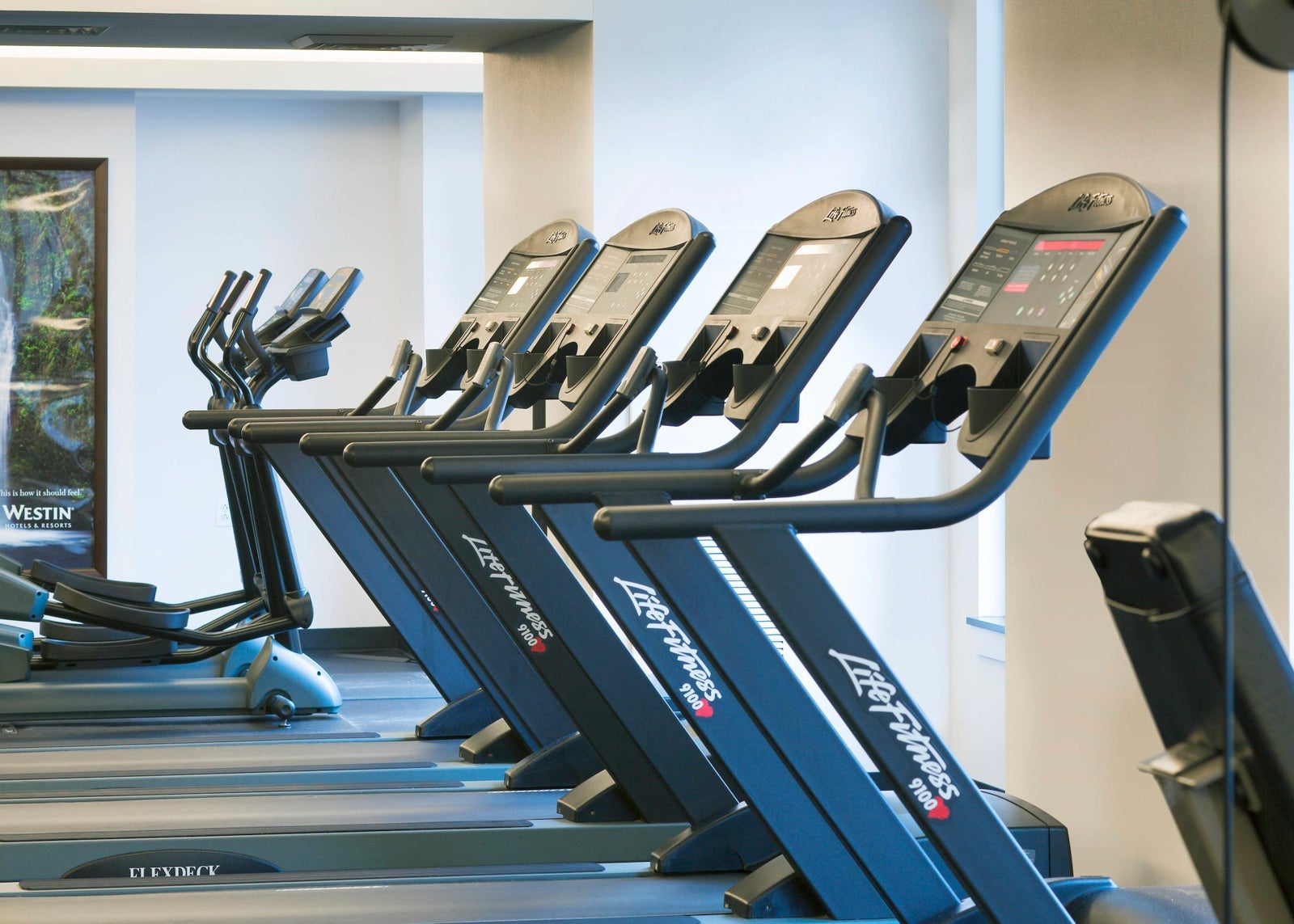 Airport Gyms Where You Can Squeeze in a Workout Before Your Flight ...
