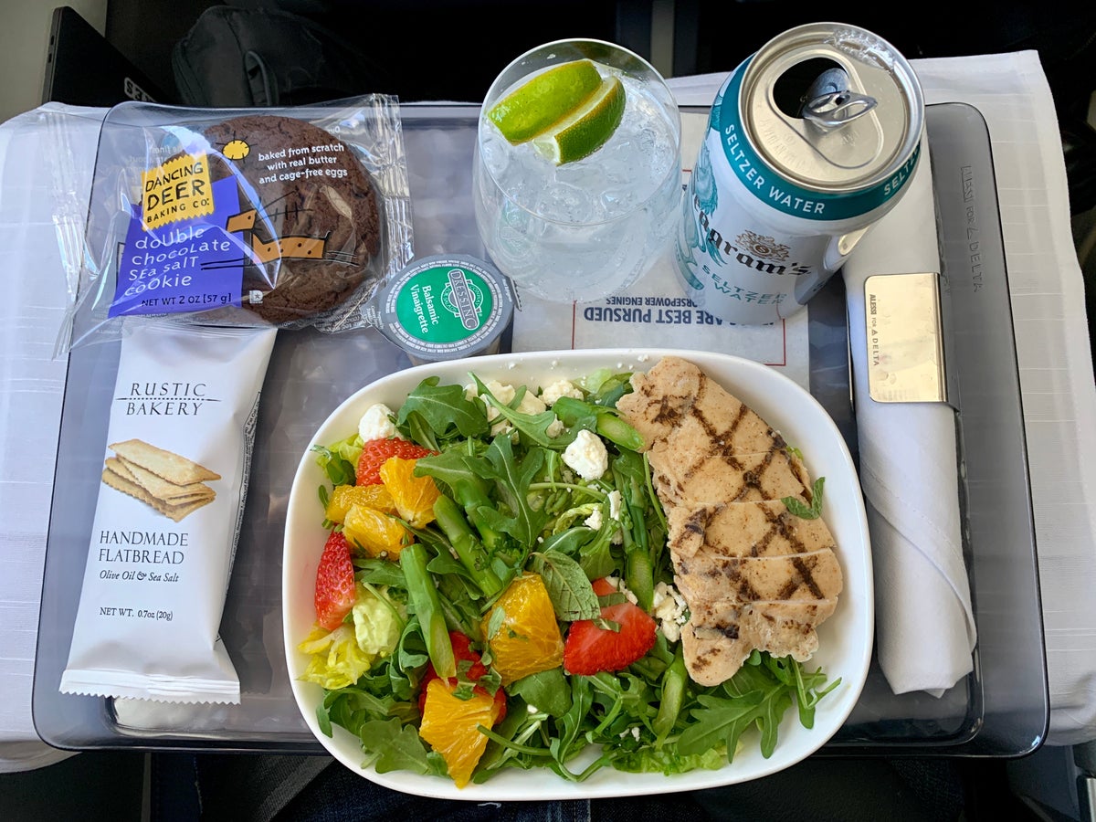 We Tried Delta's First Class Meal Pre-Selection — Here's How it Works ...
