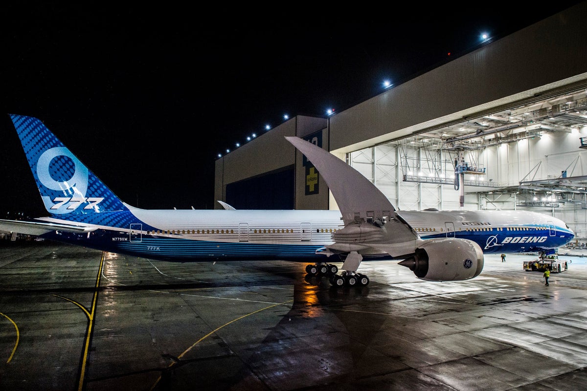 Boeing 777X Engine Issues Delay First Flight - The Points Guy