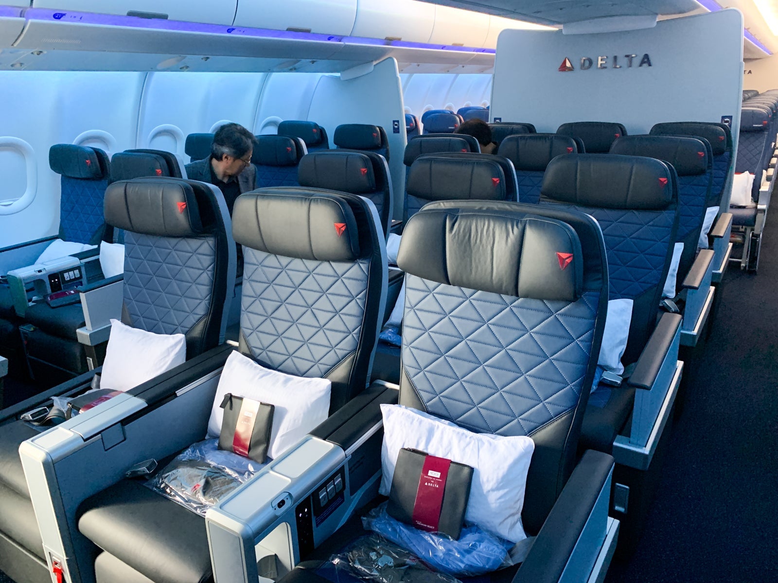 Delta Premium Select Review on the Brand-New A330-900neo - The Points Guy