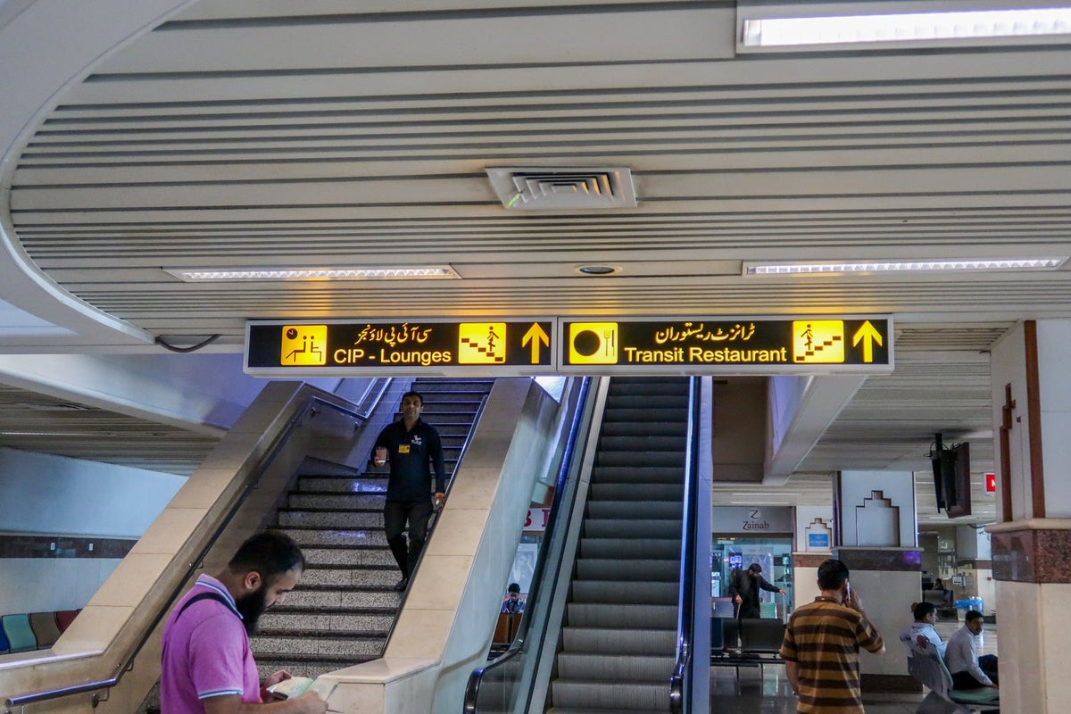 Review: Pakistan International Airlines on the 777, Lahore to London ...