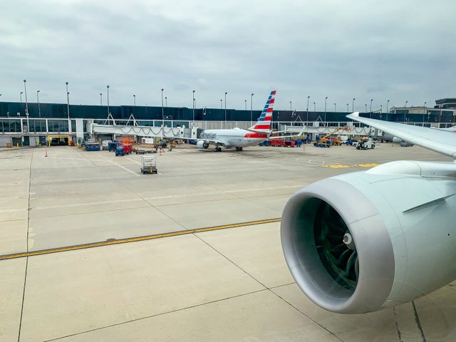 I just flew in a rear-facing seat — Here's what it was like - The ...
