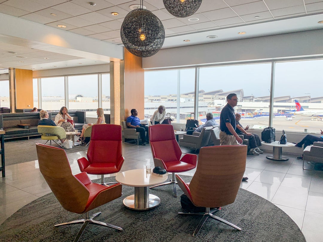 Flight review: Delta One Suite on the 777, Los Angeles to Paris - The ...