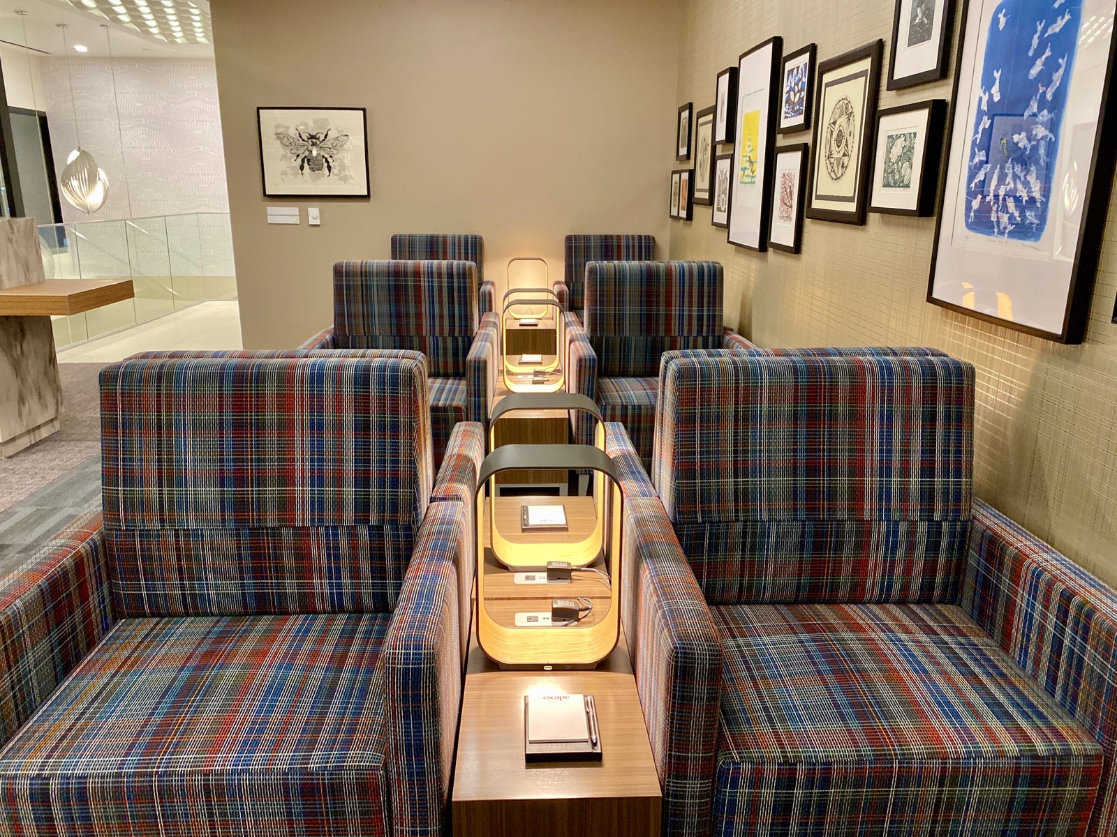 Review: Escape Lounge in Phoenix - The Points Guy