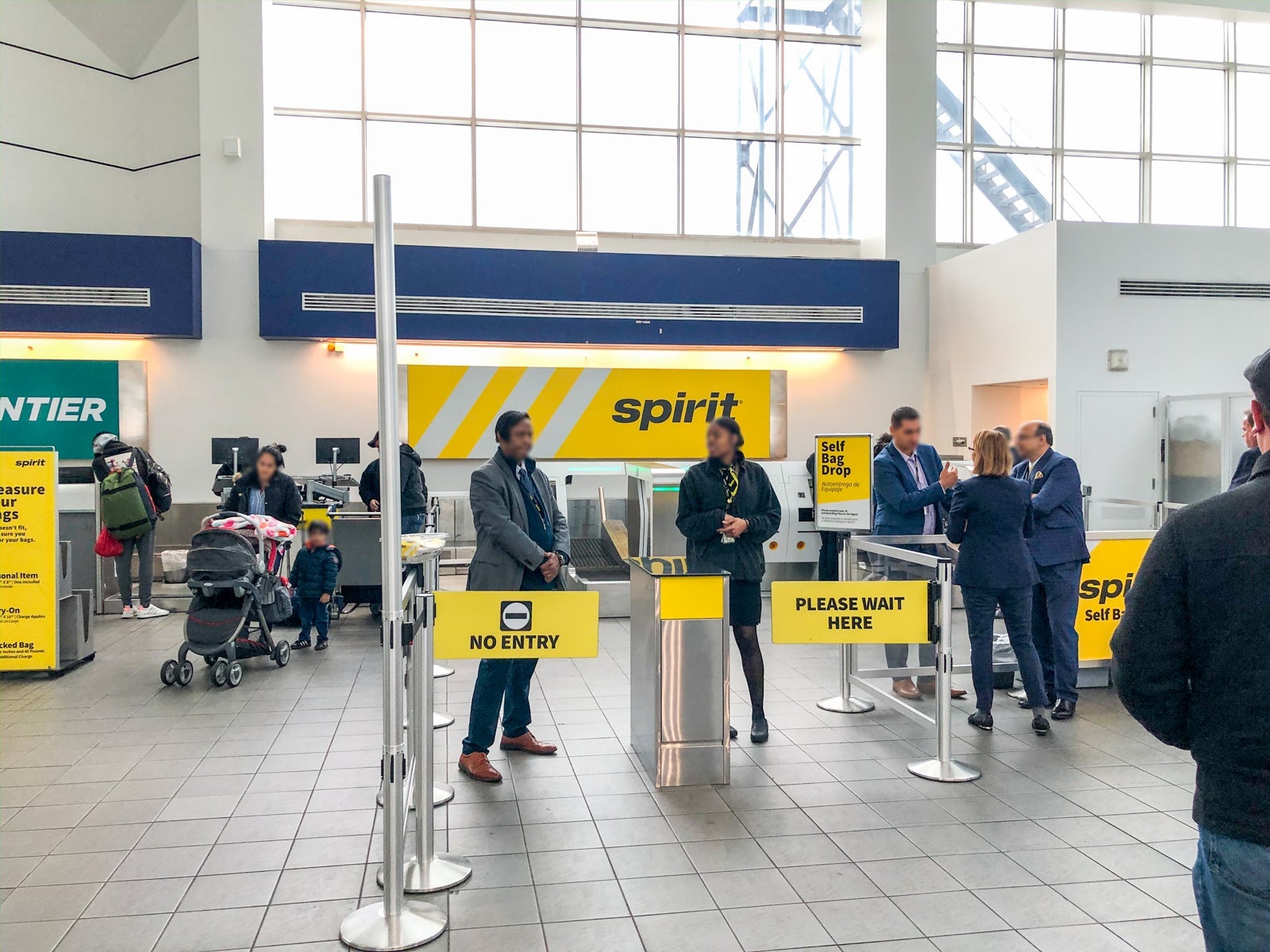 Spirit introduces self-service bag check at New York LaGuardia - The ...