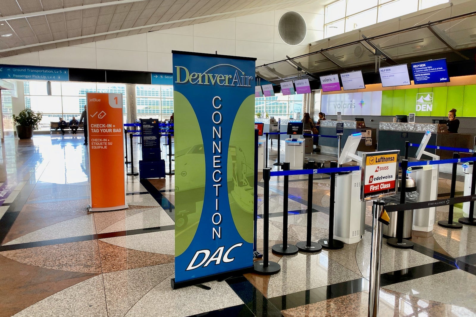 What it’s like to fly with Denver Air Connection - The Points Guy