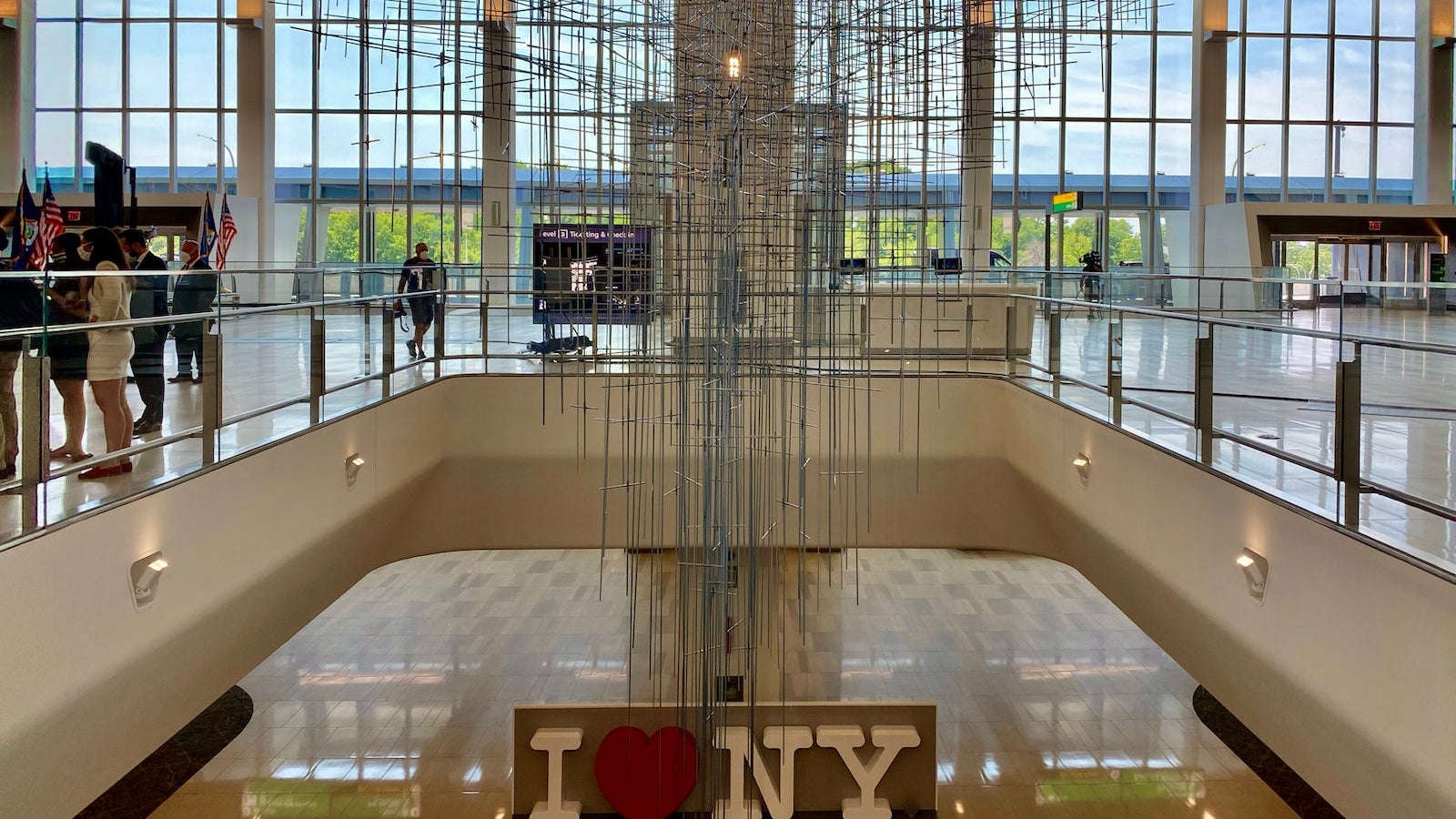 JetBlue moves rest of its LaGuardia operation to Terminal B - The ...