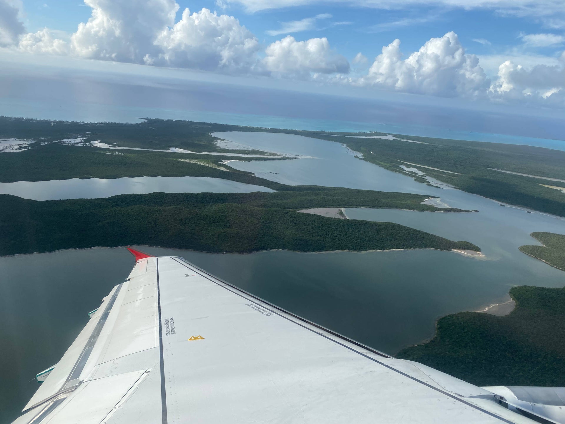 U.S. travelers are allowed into the Bahamas again --after a 14-day ...