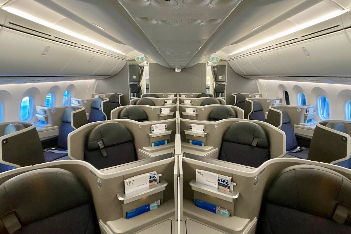 First look: American’s new and improved 787-8 Dreamliner - The Points Guy