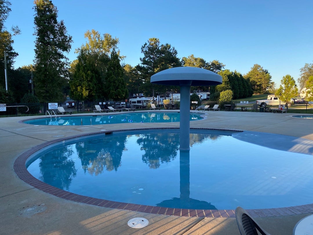 5 things to know about staying at an 'RV resort' - The Points Guy