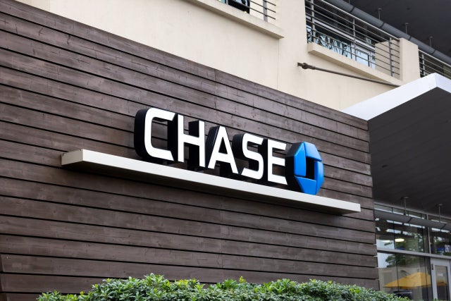 The top 9 checking accounts for avoiding foreign ATM fees - The Points Guy