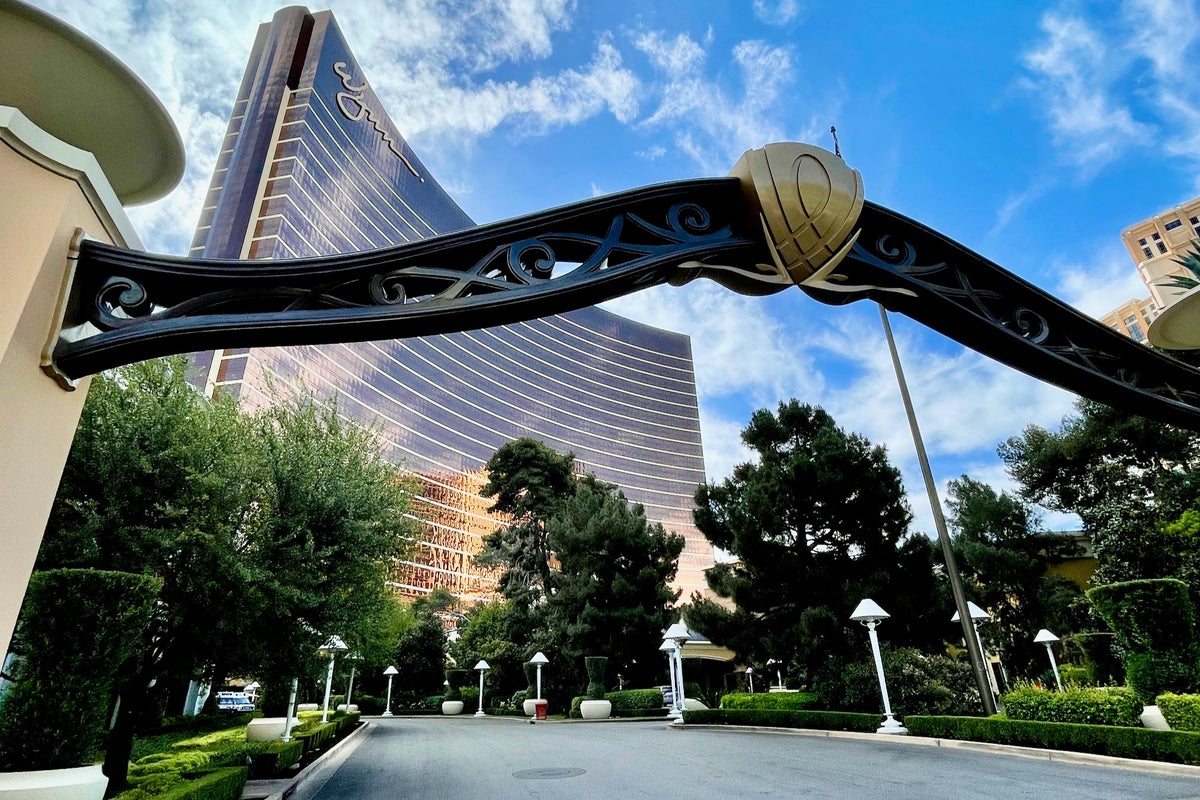 How to status match with Wynn Rewards: Get free dinner credits, spa ...