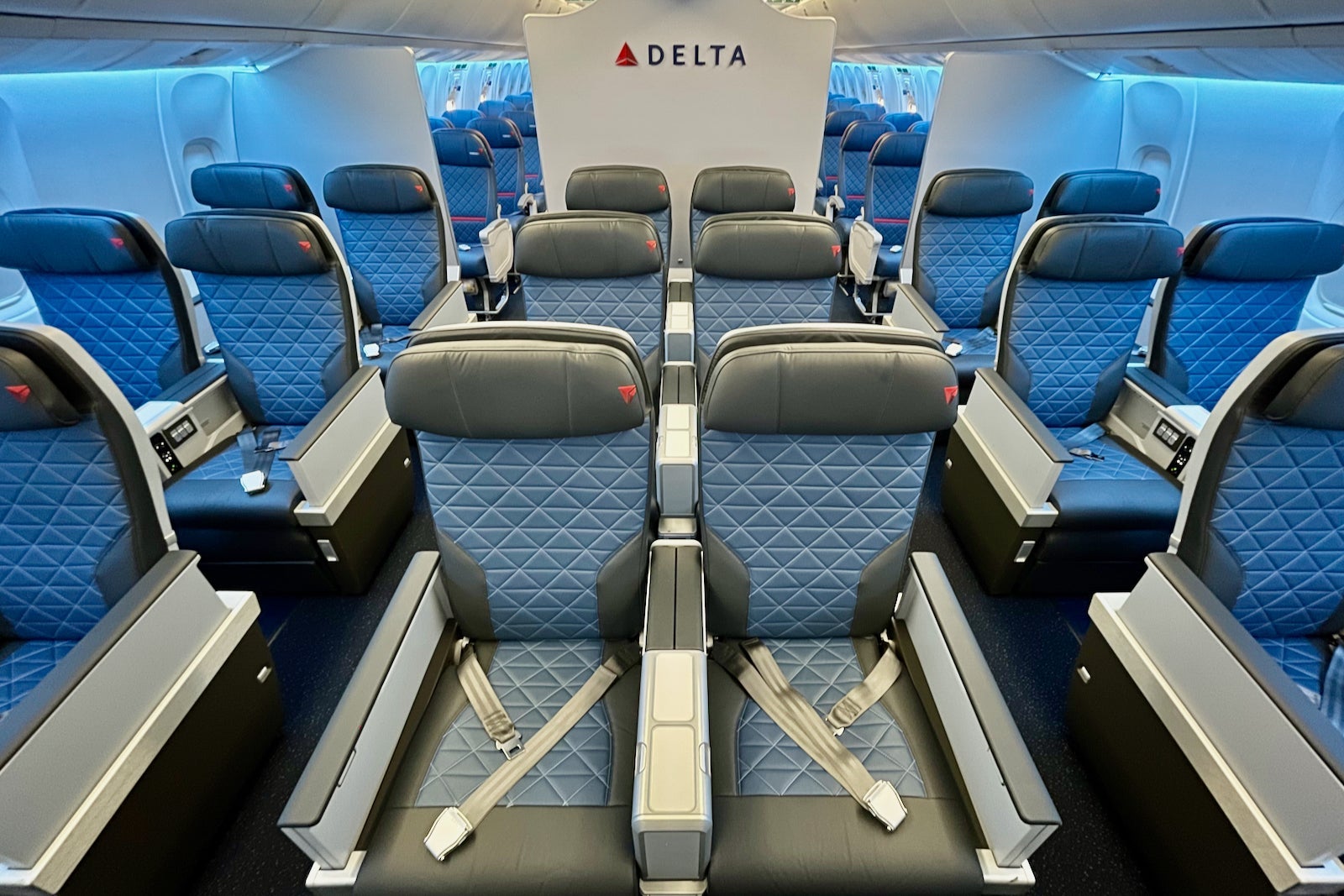 Delta’s retrofitted Boeing 767 finds a home in Boston on 2 long-haul ...