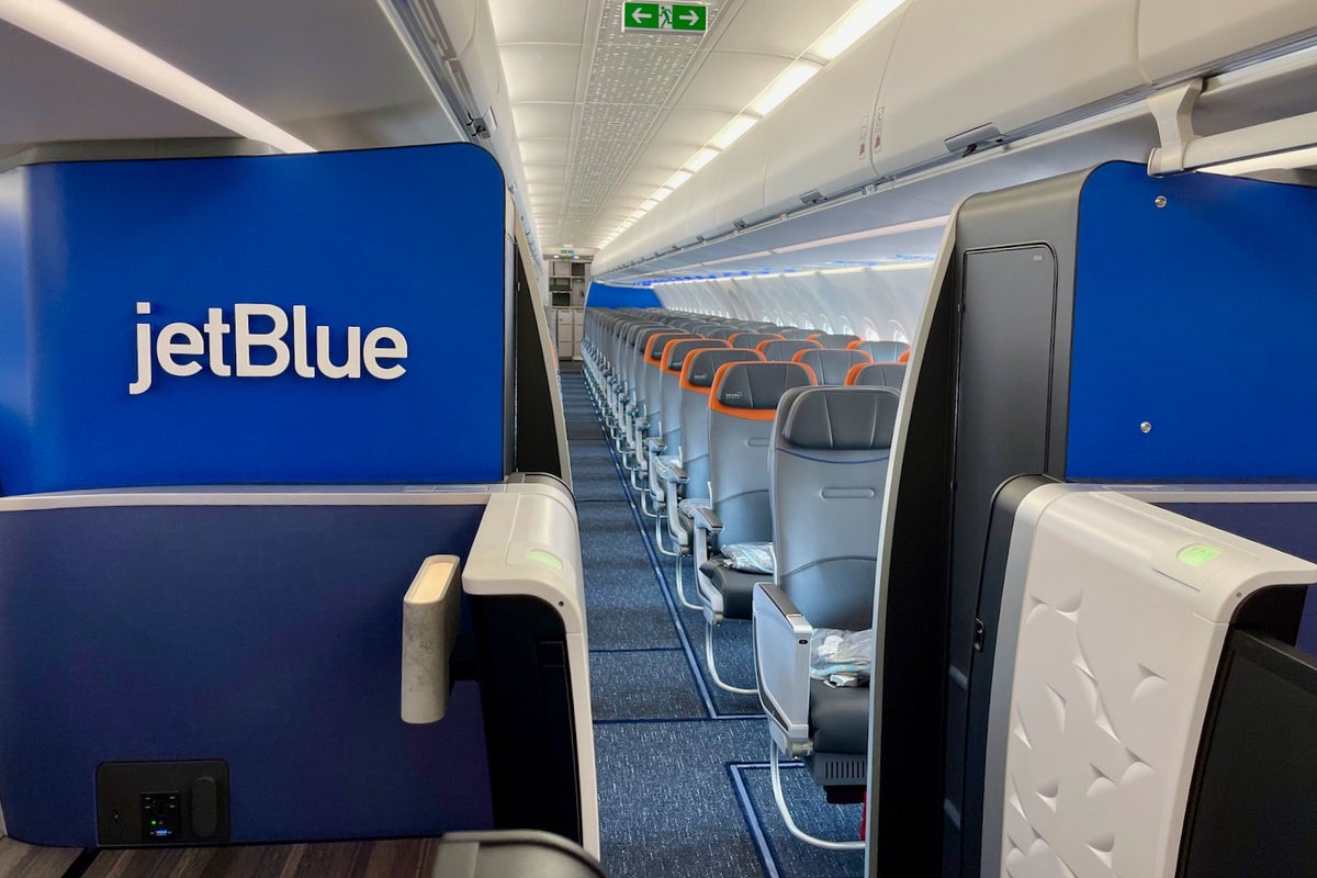 JetBlue adds 2 new transatlantic markets, brings total to 13 daily ...
