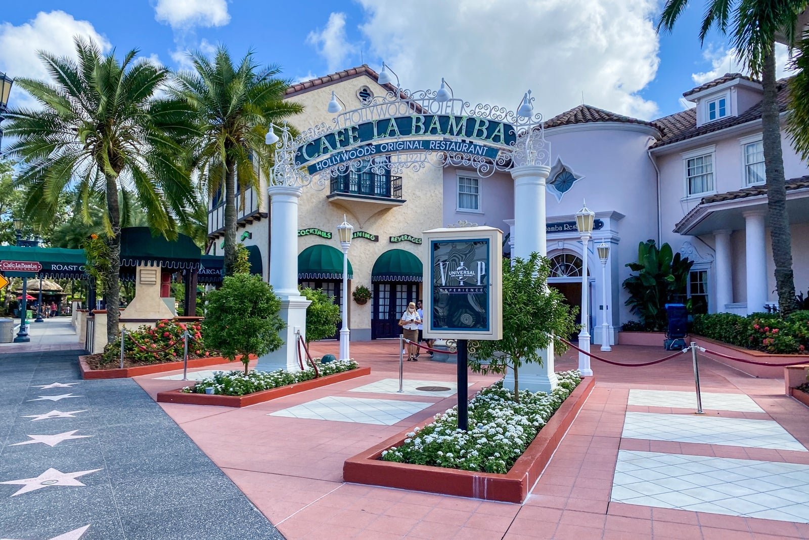 What it's like to get walk-on ride access on Universal Orlando's group ...