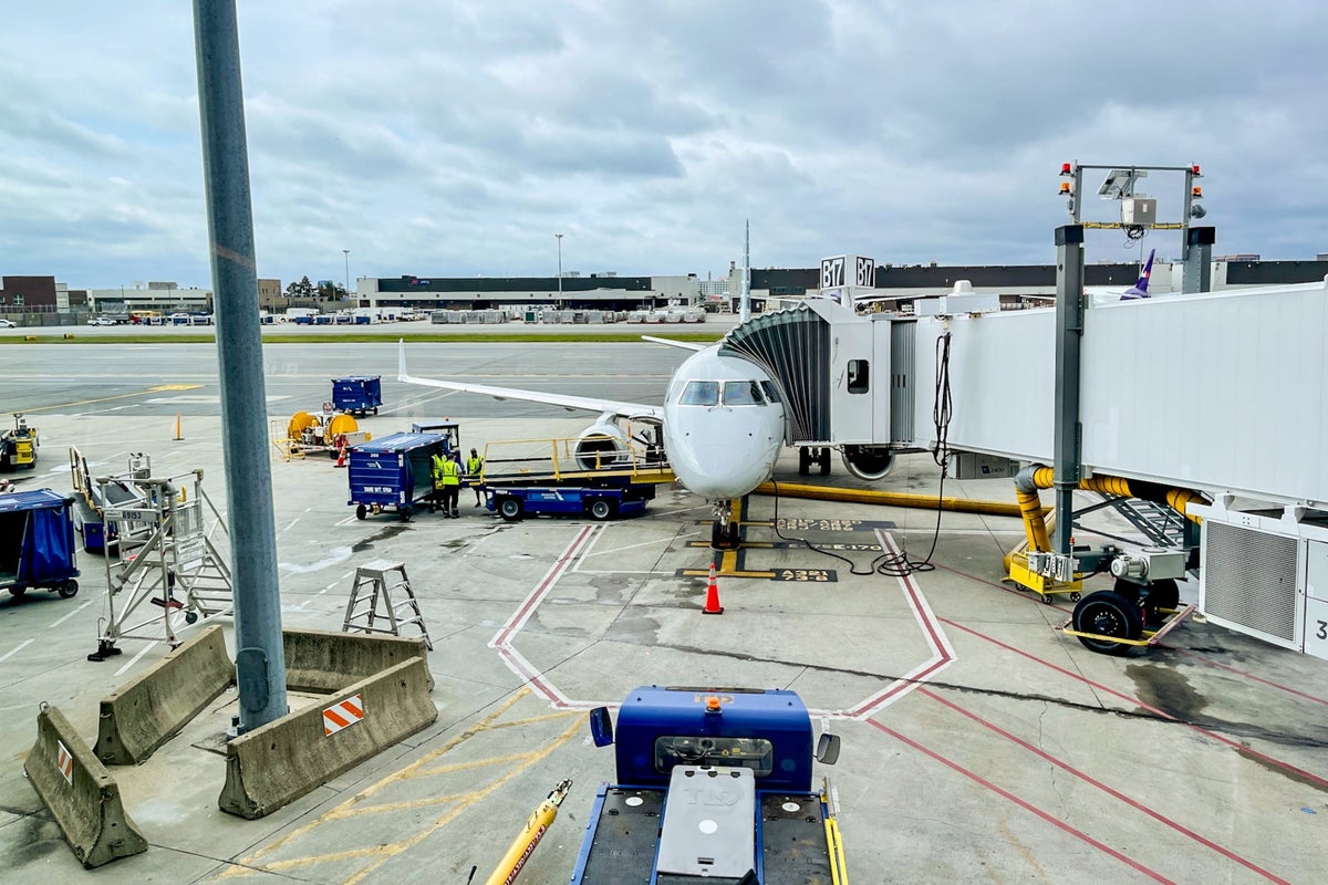 We flew some of the worst airline seats in America so you don't have to ...