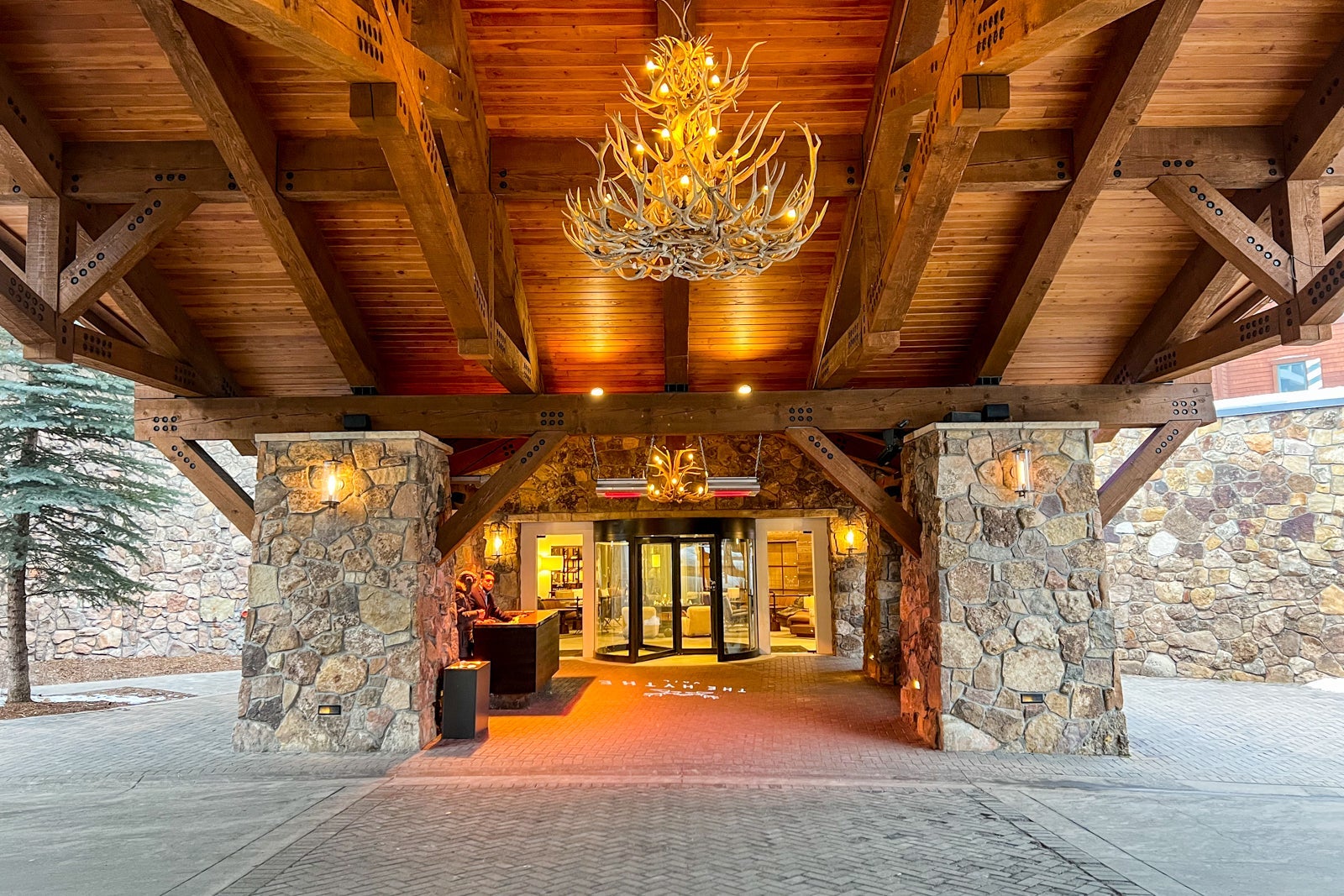 What it's like to stay at Vail's just-renovated Hythe hotel - The ...