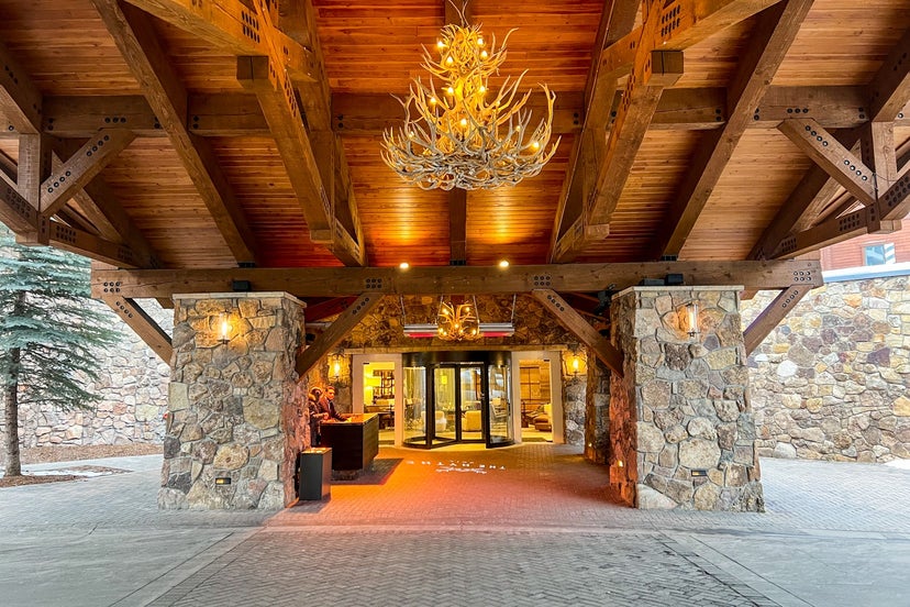 What it's like to stay at Vail's just-renovated Hythe hotel - The ...