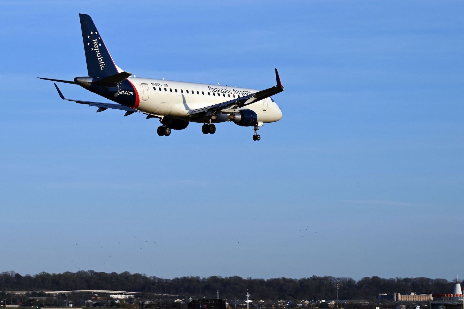 FAA denies Republic Airways' request to hire pilots with less ...