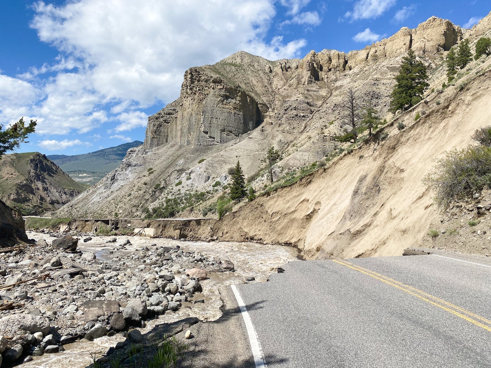Yellowstone National Park opens key entrance after summer floods - The ...