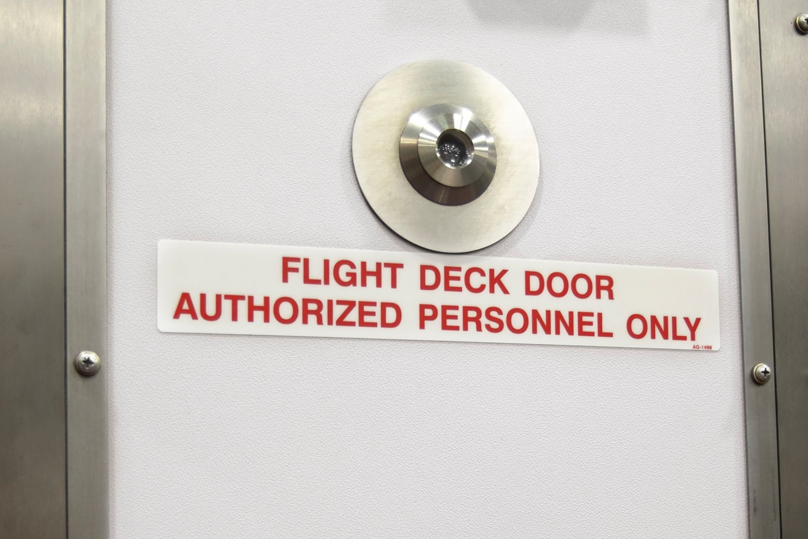 FAA introduces rule requiring airlines to have secondary flight deck ...