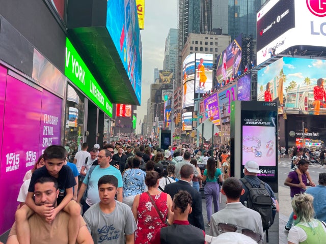 I spent 24 hours in Times Square — and you should, too - The Points Guy