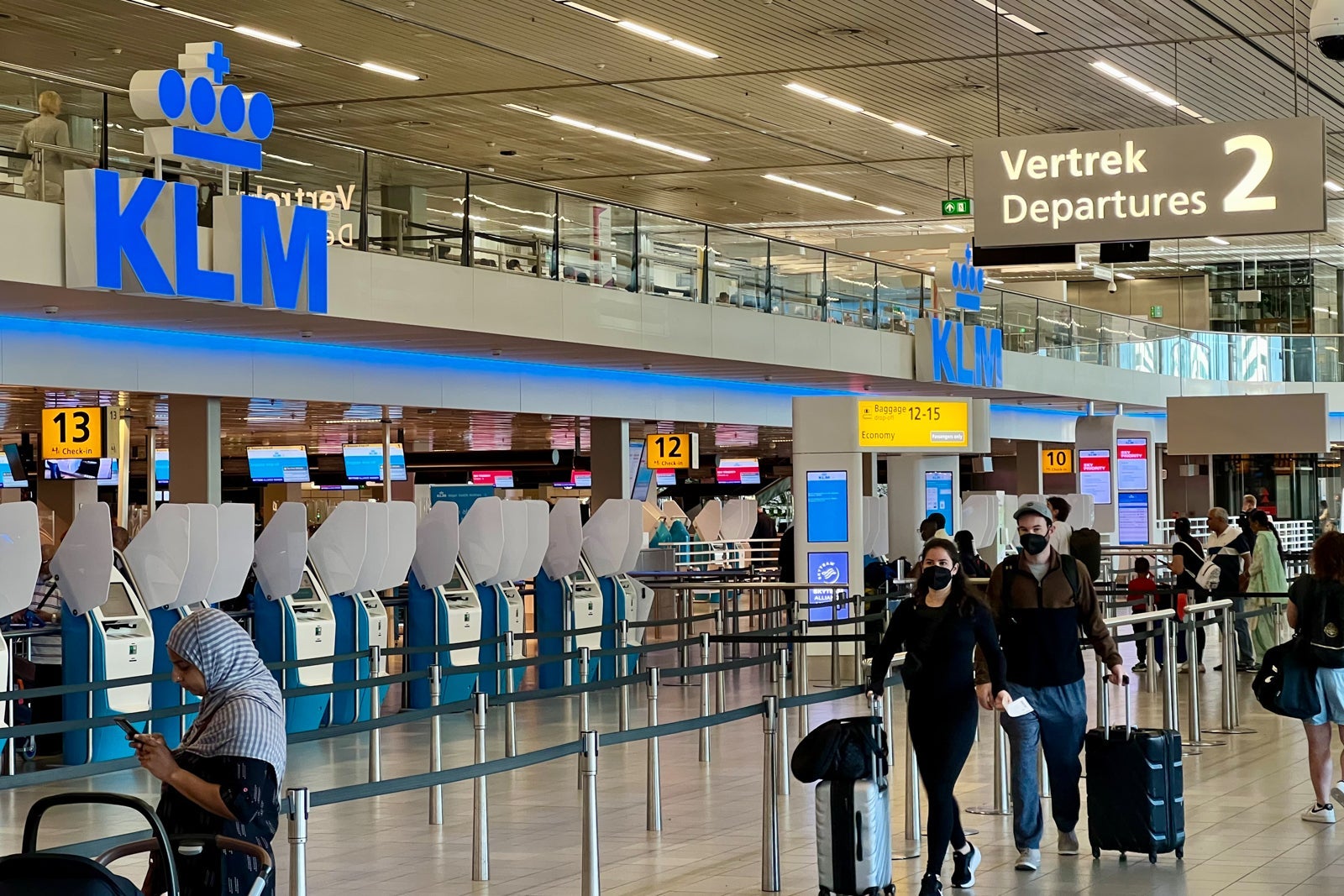 Review: KLM’s new Premium Comfort cabin on the Boeing 787-10 Dreamliner ...