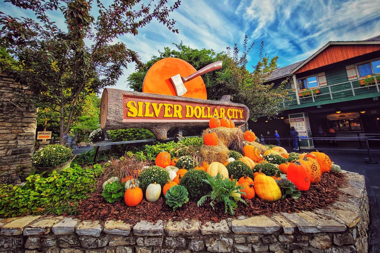 Best fall break destinations for families - The Points Guy