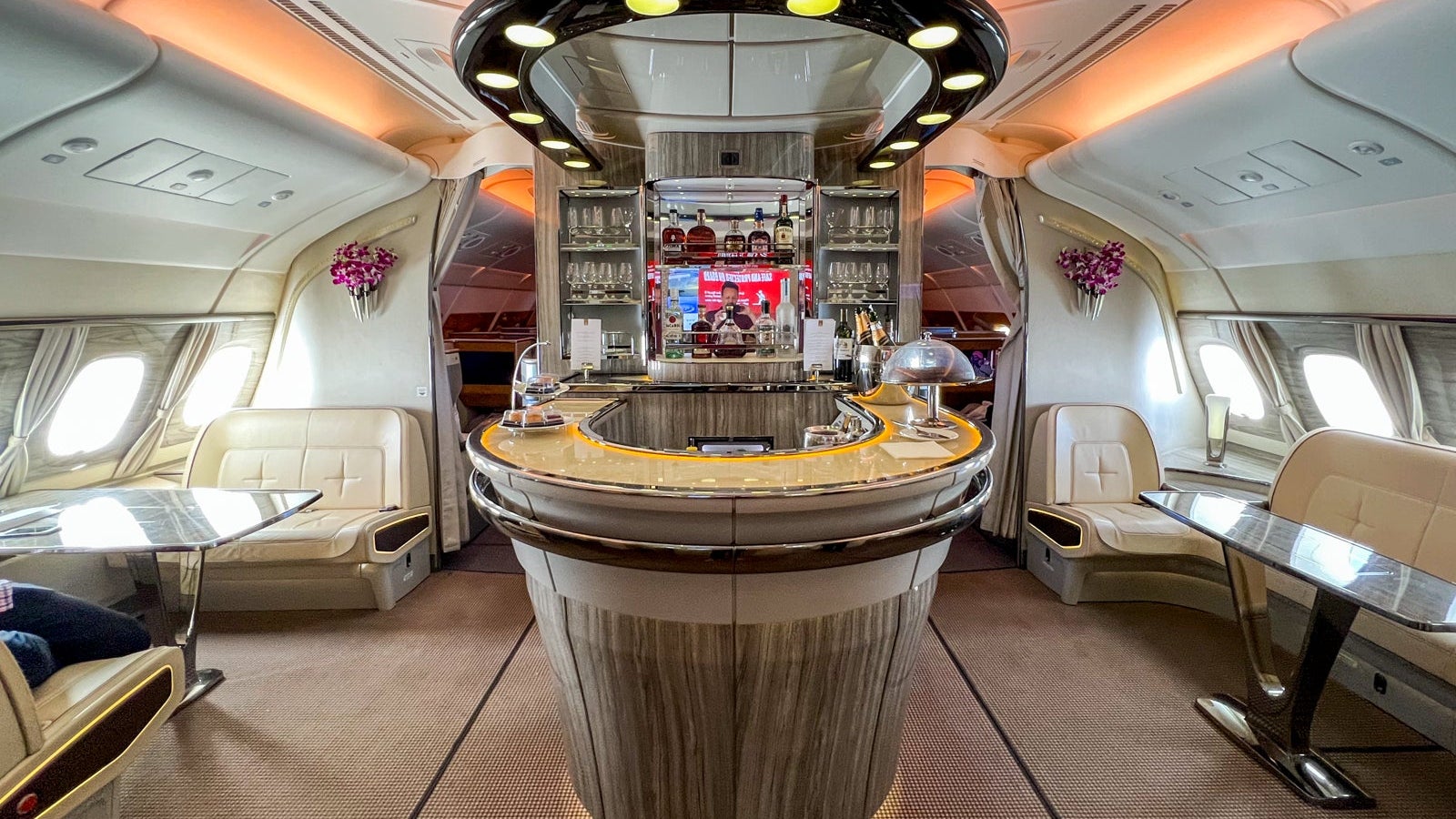 emirates inside the plane