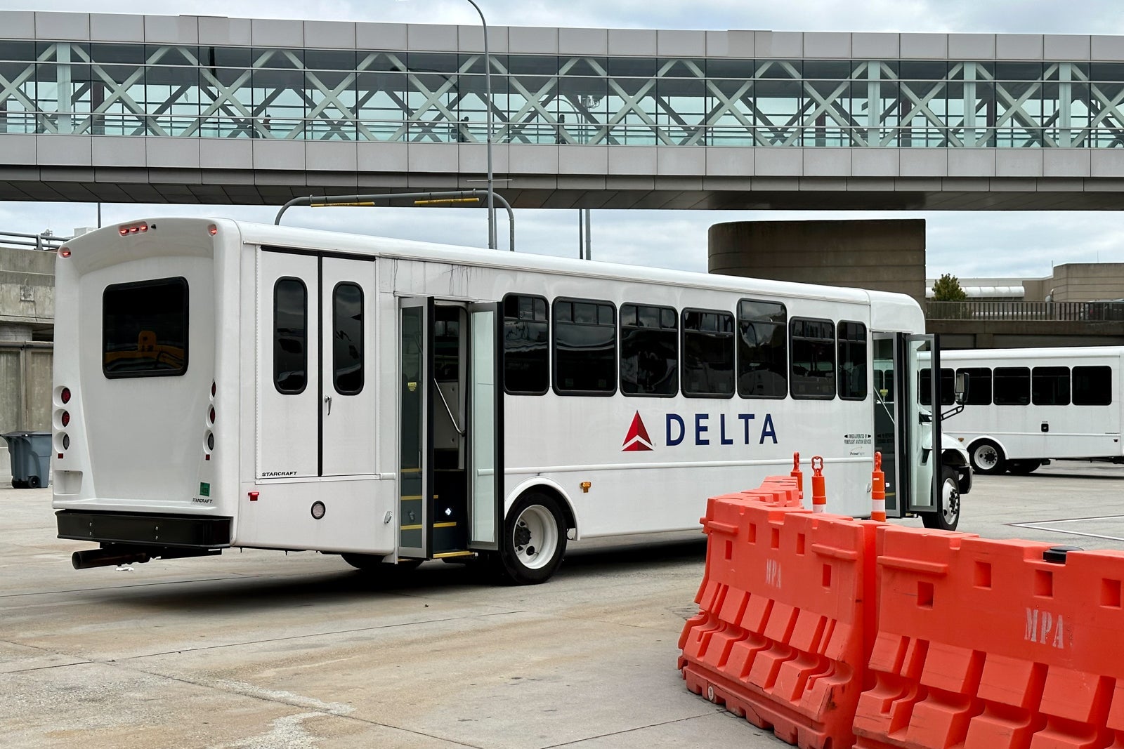 Delta brings big upgrades to Boston, opens 1st Sky Club Express ...