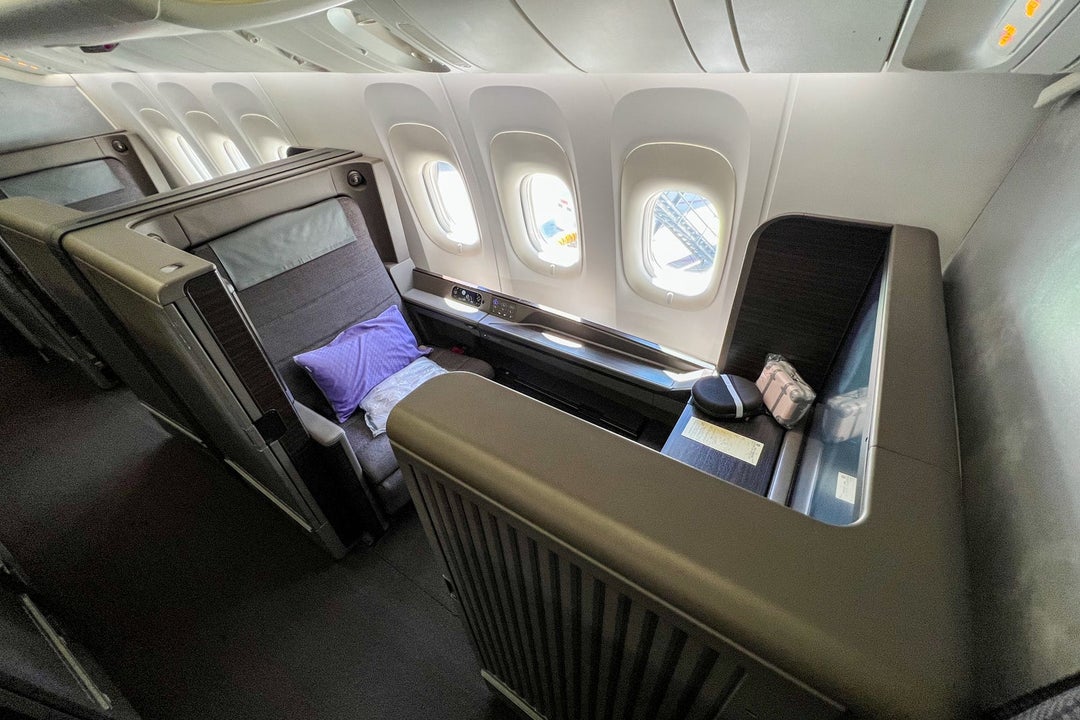 Comparing Amex Platinum authorized users and companion cards - The ...