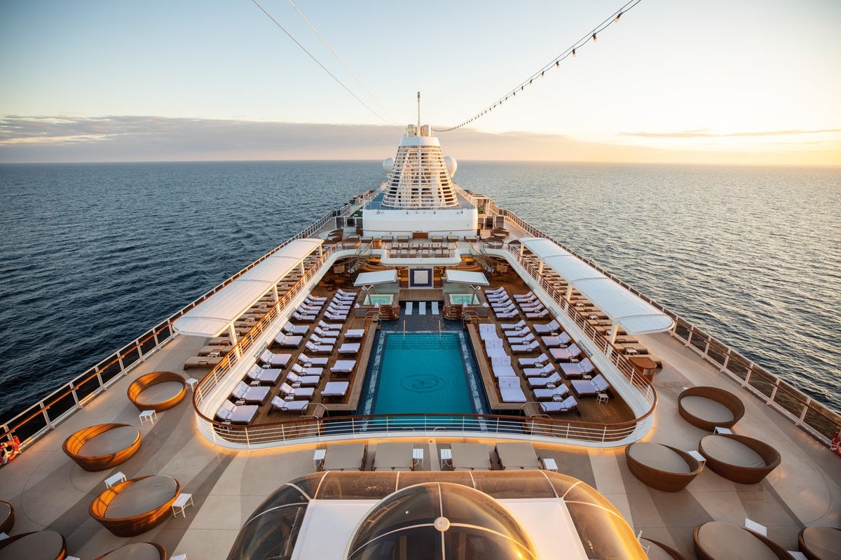 The 2 types of Regent Seven Seas Cruises ships, explained - The Points Guy