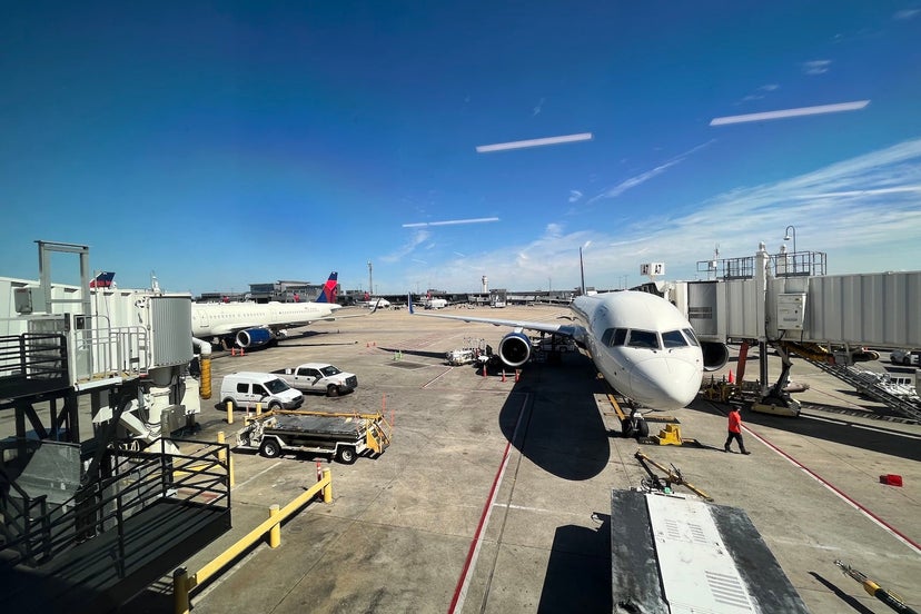 Delta and Aeromexico must end joint venture, DOT rules - The Points Guy