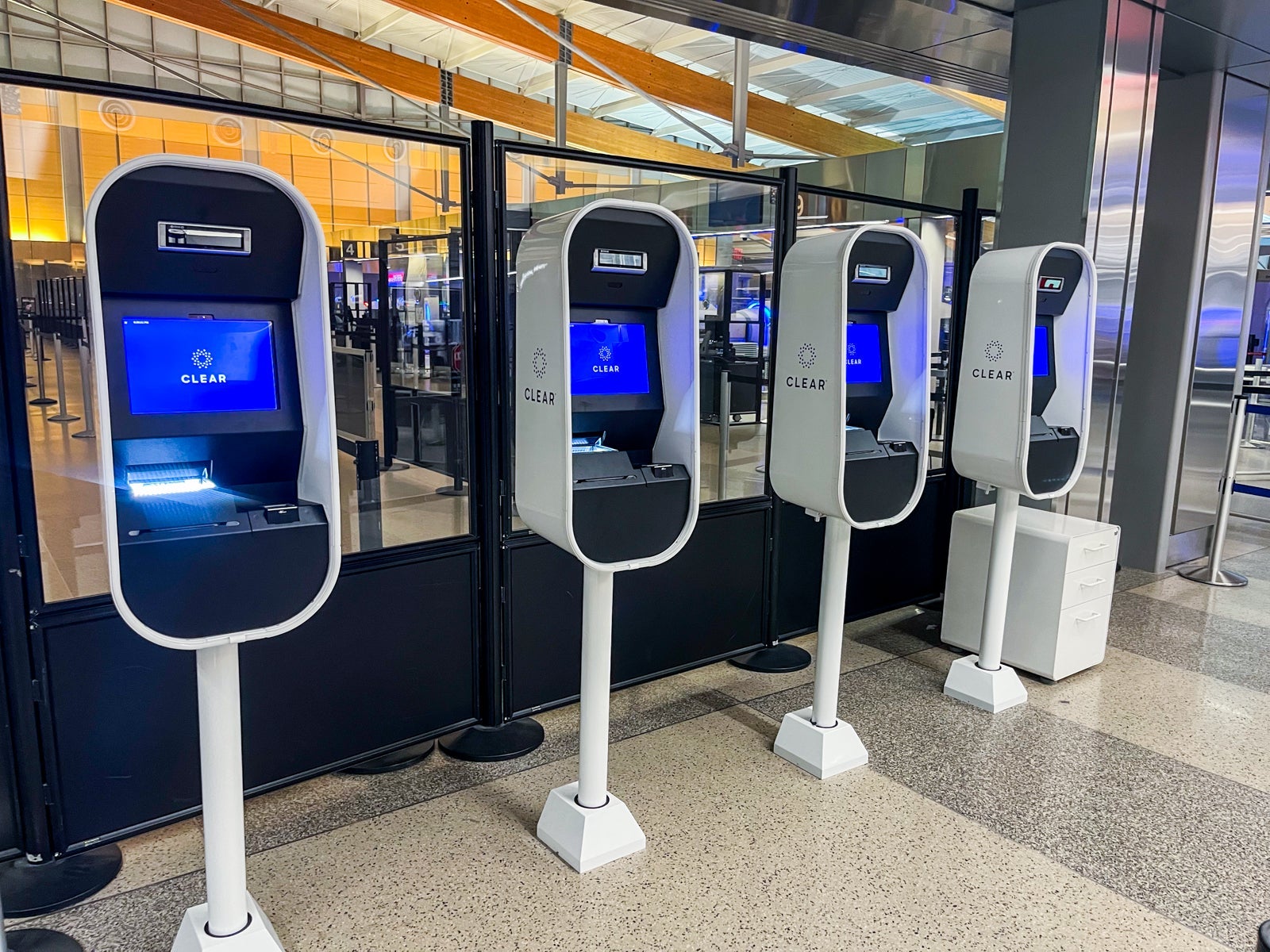 10 ways to get through airport security faster in 2025 - The Points Guy