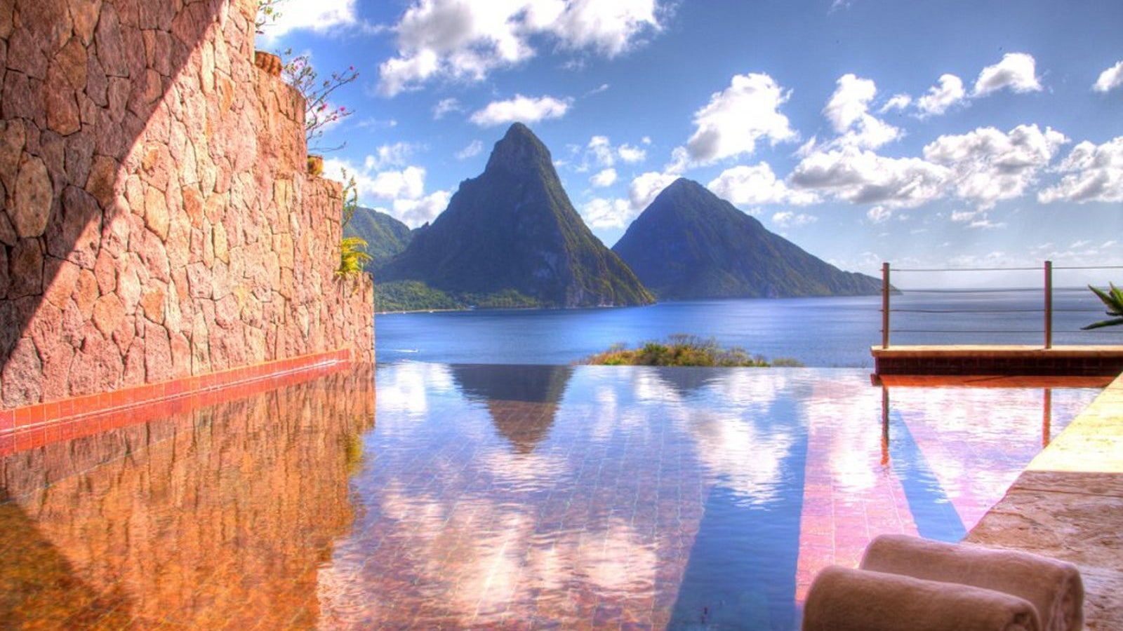 resorts with private infinity pools