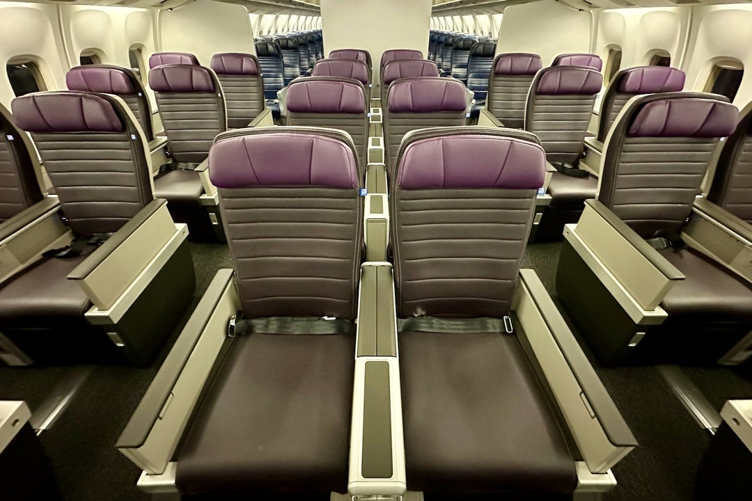 1st look: United's new Boeing 767-300 configuration with Premium Plus ...