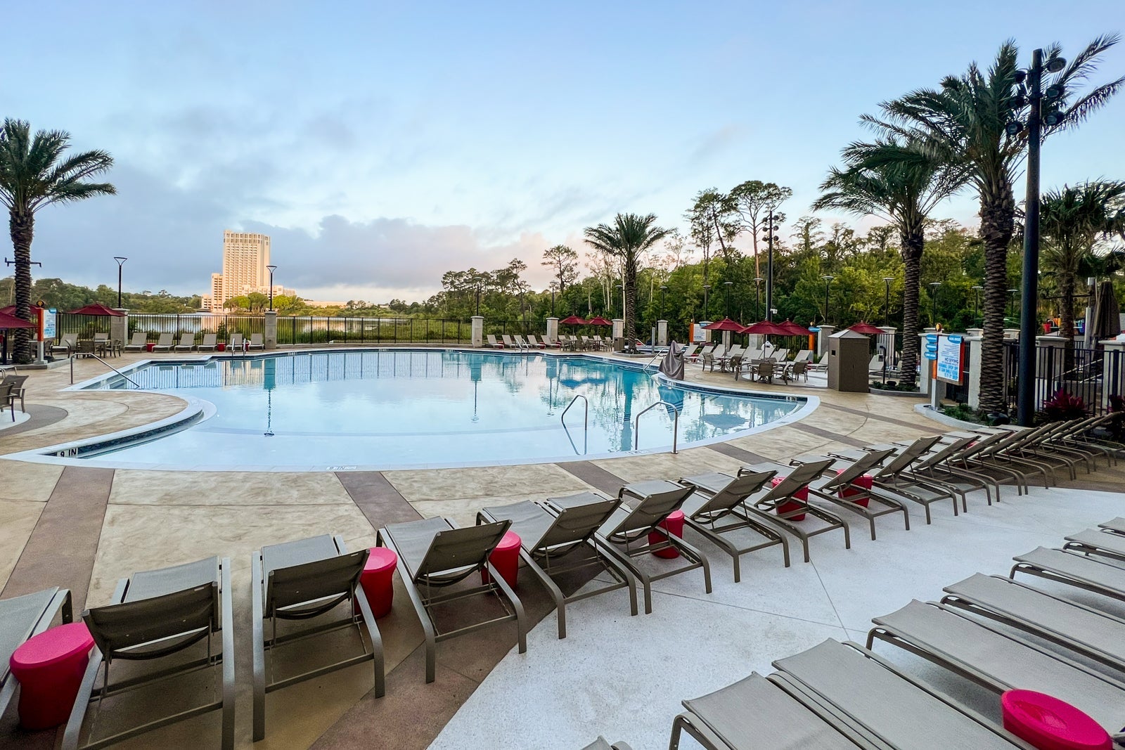 What it's like at the newest hotel at Disney Springs: Drury Plaza ...
