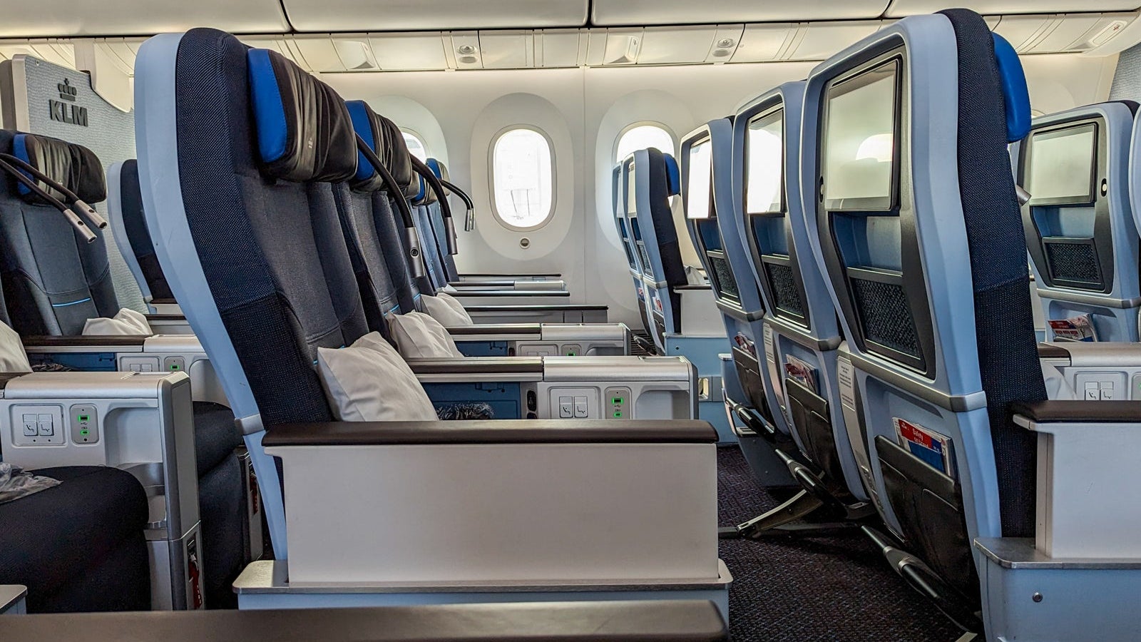 klm plane interior