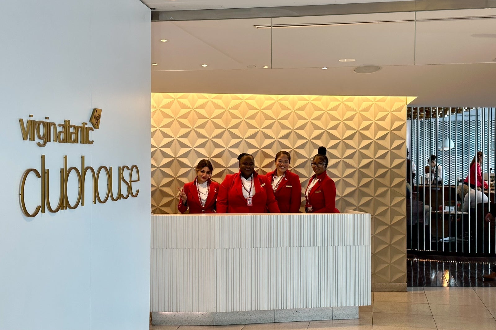 Virgin Atlantic unveils free Starlink Wi-Fi, business-class upgrades ...