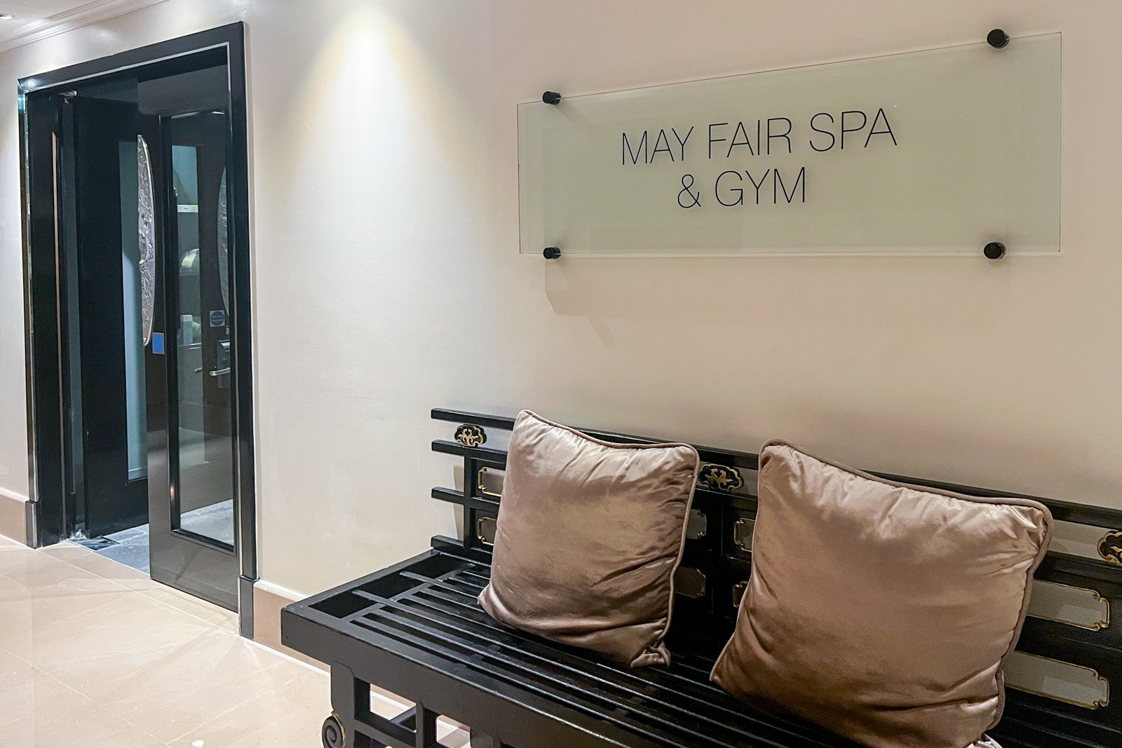 May Fair London hotel review, an ideal location near Buckingham Palace ...